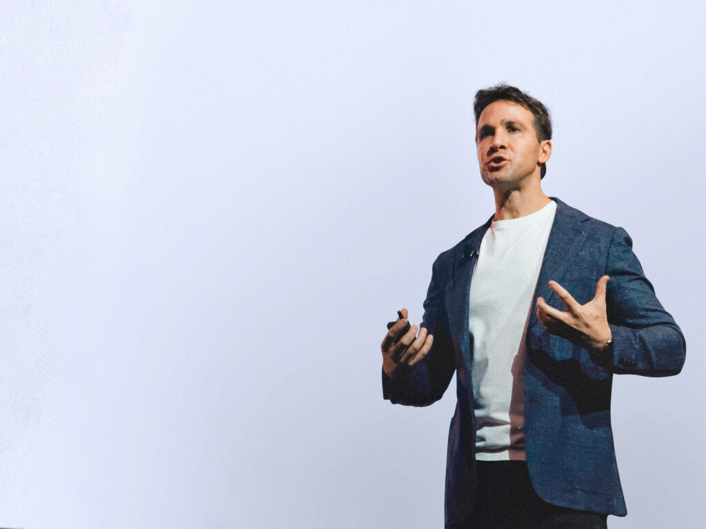 Top Keynote and Expert Workshop Speaker in Los Angeles — Adam Mendler